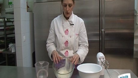 Cupcakes : recette de glaçage meringué - Minutefacile.com