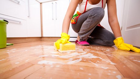 Comment bien faire le ménage ? - Minutefacile.com