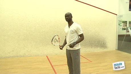 Le drop shot ou amortie au squash - Minutefacile.com