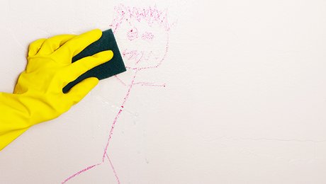 Entretien de la maison : lessiver un mur ou un plafond - Minutefacile.com