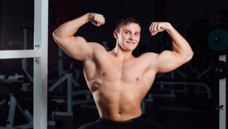 Gonfler les pectoraux grâce à la musculation - Minutefacile.com