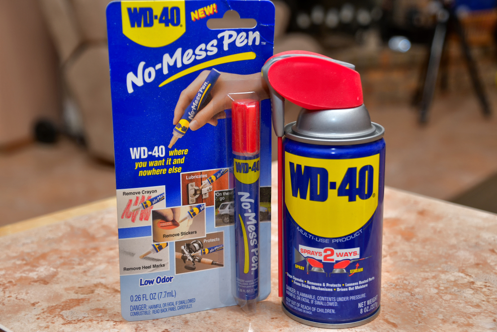 5 usages insoupçonnés du WD-40 à la maison - Minute Facile